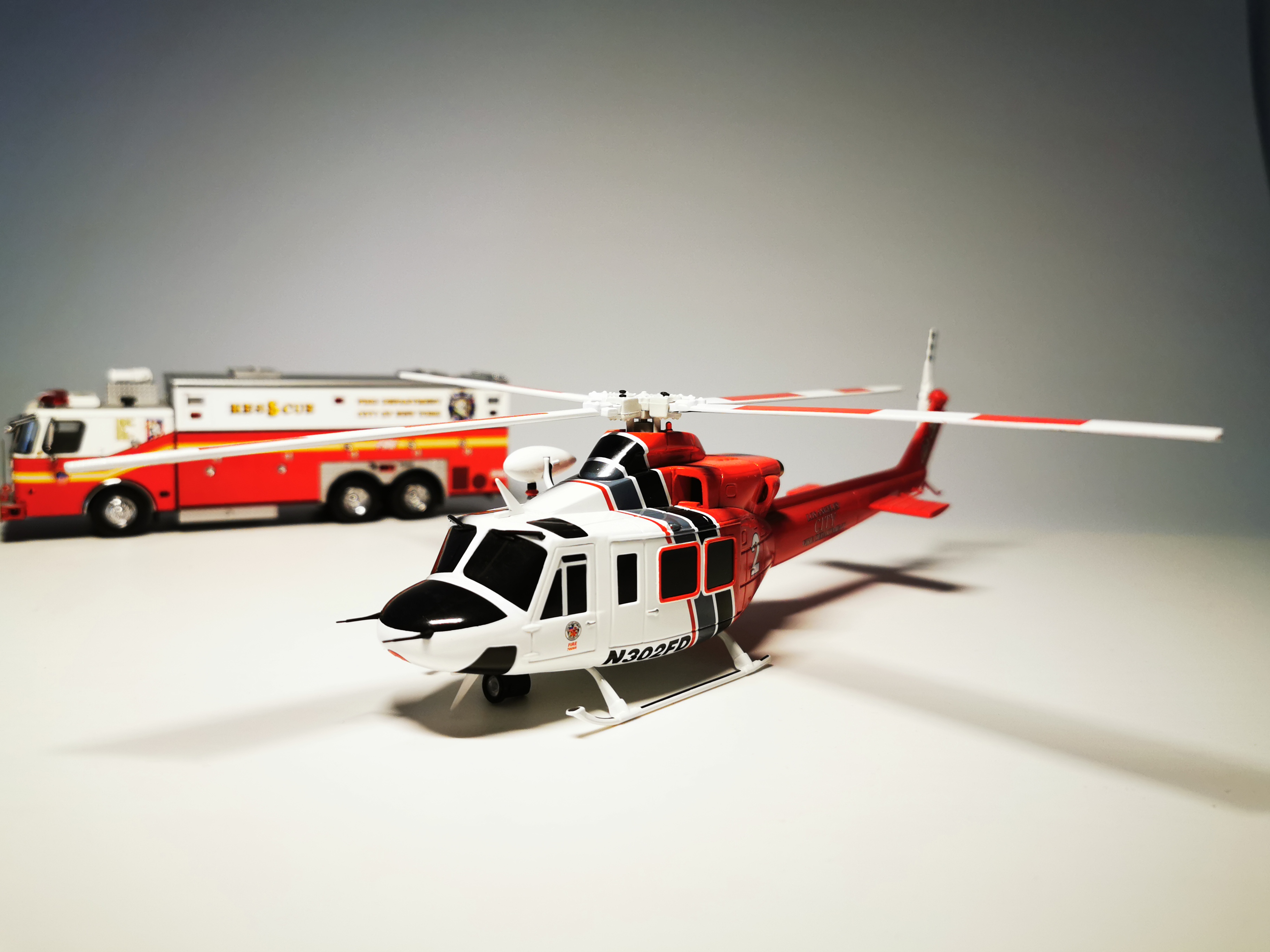CODE 3 USA Bell 412 Rescue Helicopter 1 64 Diecast Plane Model LIMITED code-3-usa-bell-412-rescue-helicopter-1-64-diecast-plane-model-limited