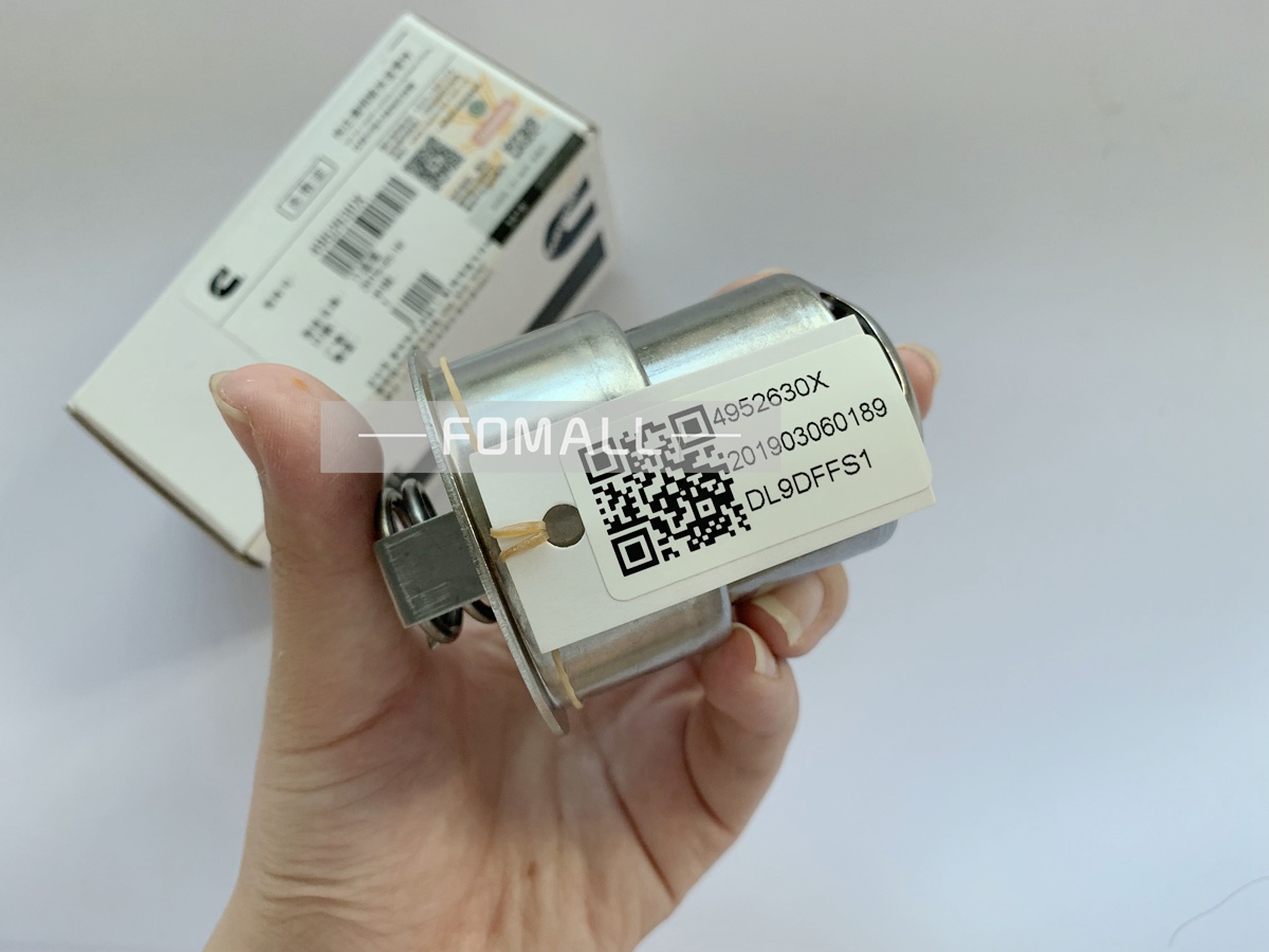 1 PCS New 4952630 Cummins Oil Cooler 225 Degree Thermostat Part ...